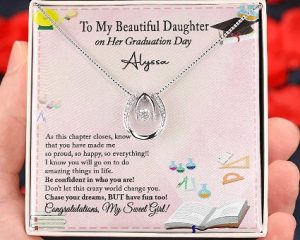 32 Graduation Gift Ideas For Daughter From Dad – Peachy Sweet Gifts